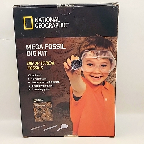 National Geographic | Toys | National Geographic Mega Fossil Dig Kit ...